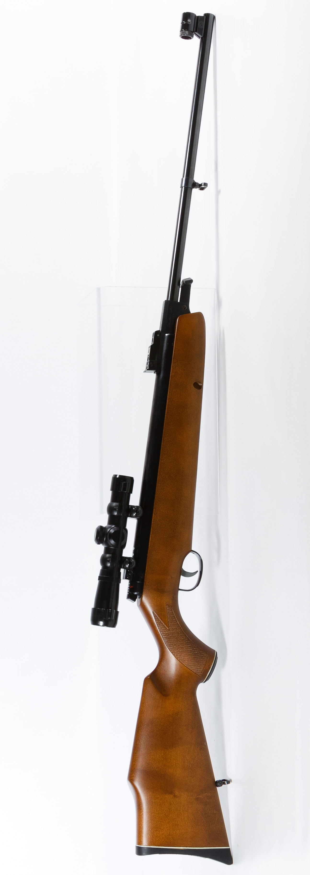 Webley and Scott 'Omega' .177 Cal. Pellet Rifle (Serial