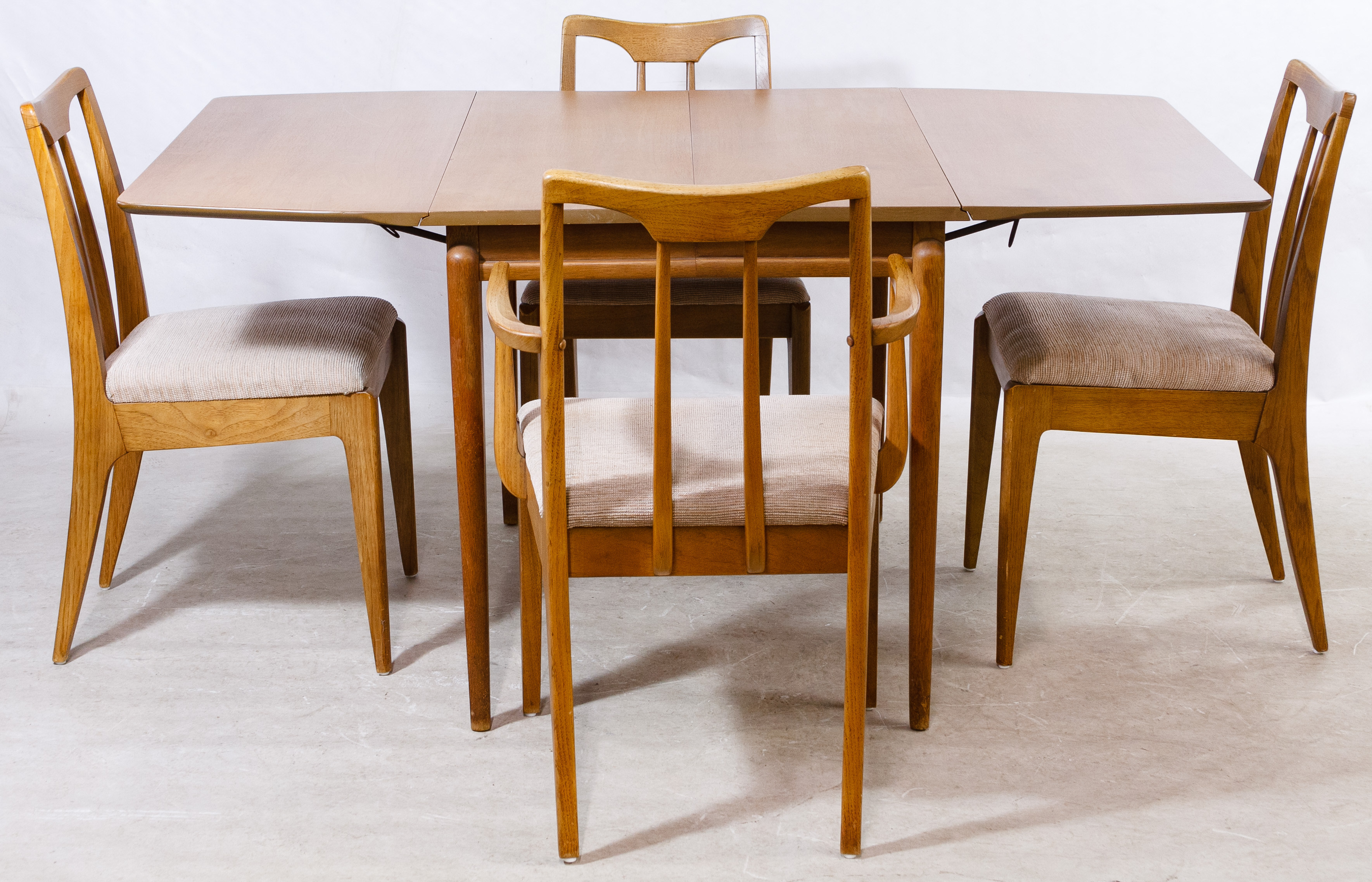 MCM 'Projection' Dining Room Set by Drexel