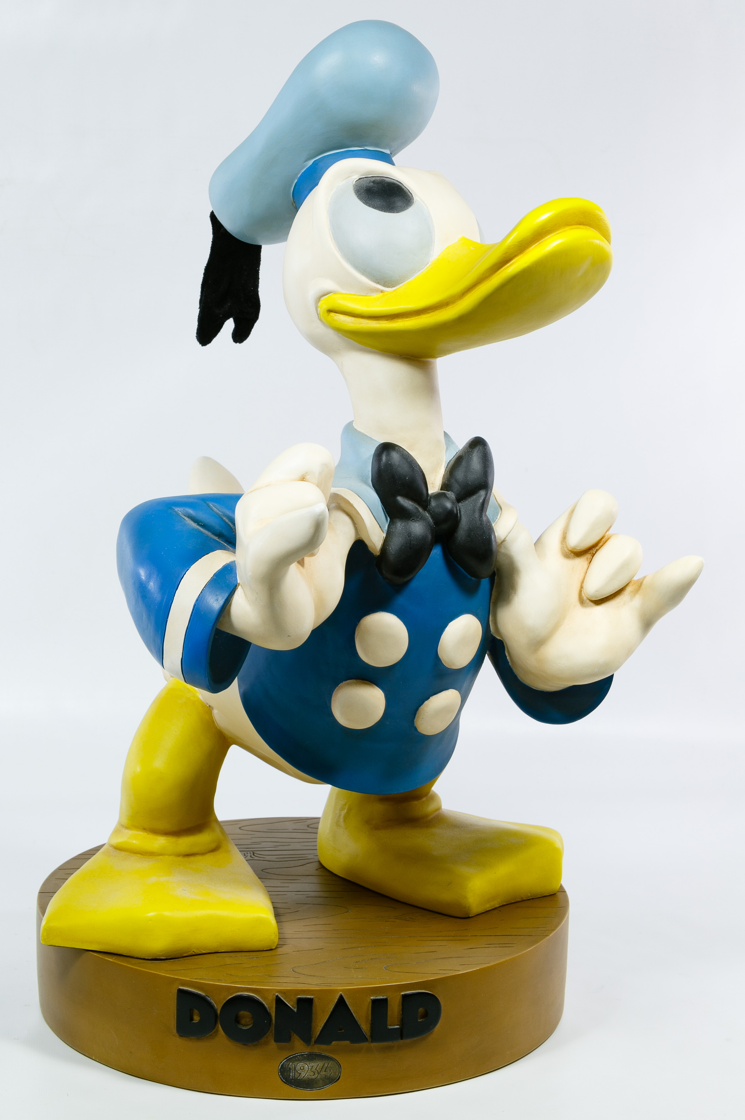 1999 Disney 'Big Fig' Donald Duck Statue