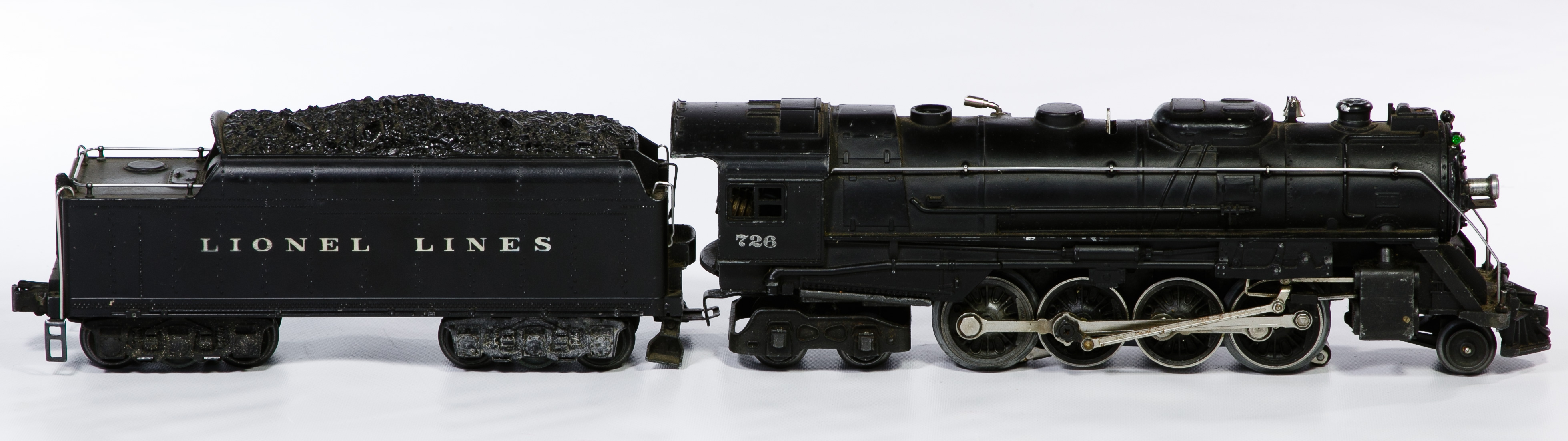Lionel Model Train Engine and Tender