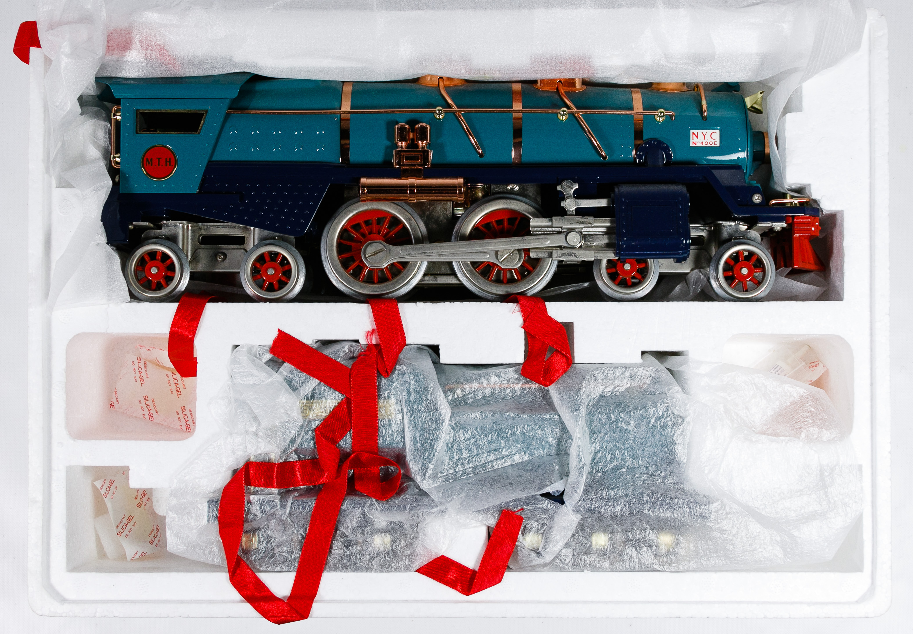 MTH Blue Comet Standard Gauge Model Train Set