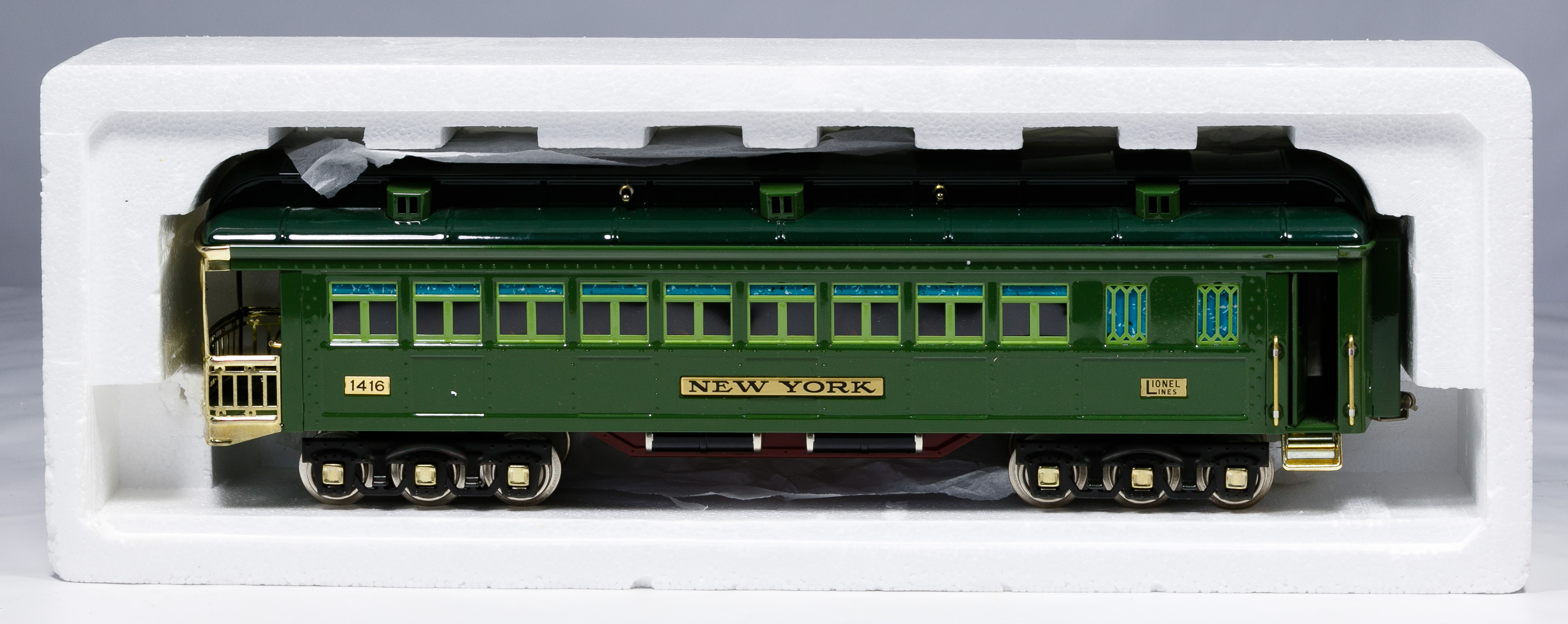Lionel Classics Standard Gauge 381E State Model Train