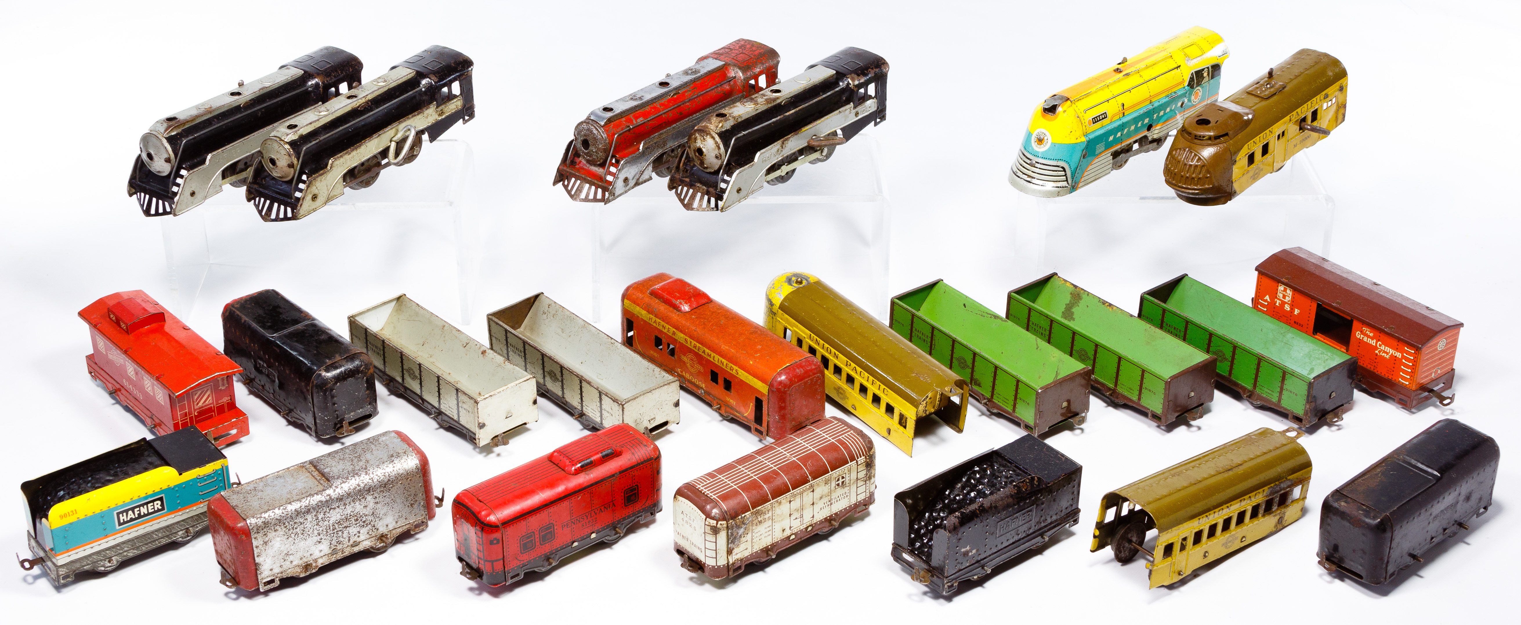 Hafner Model Train Assortment